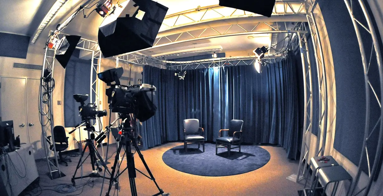 How Studio Floors Improve Product Shoots | Studio Floor Kochi