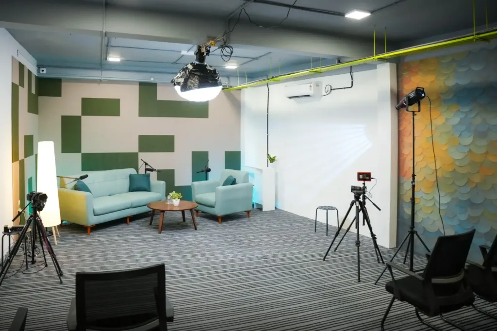 Studio Floor in Kochi by Content Manufacturing Company